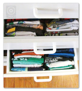 Organise your drawers- fold clothes vertically/on an angle! | TOMFO